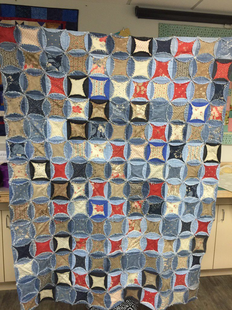 Denim Circle Rag Quilt - Sew-ciety